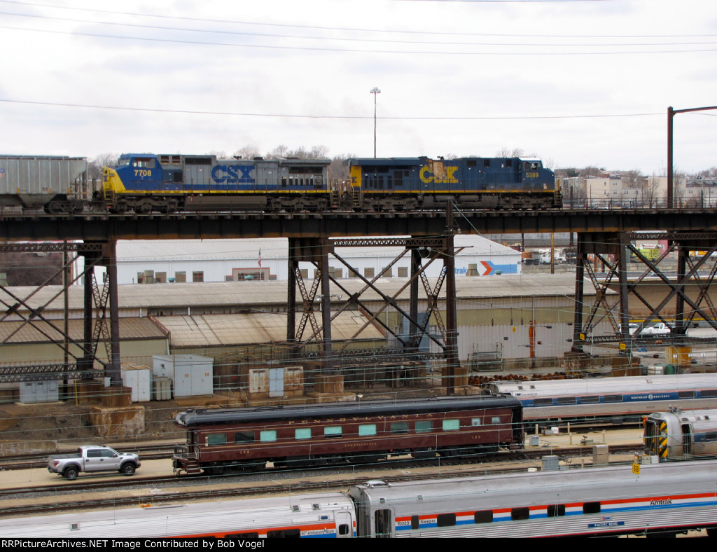 CSX 5389 and 7708